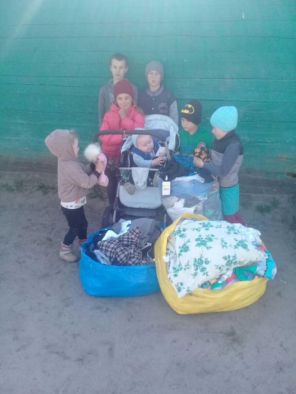 Human Bridge | Materialbistånd- för människor och miljö